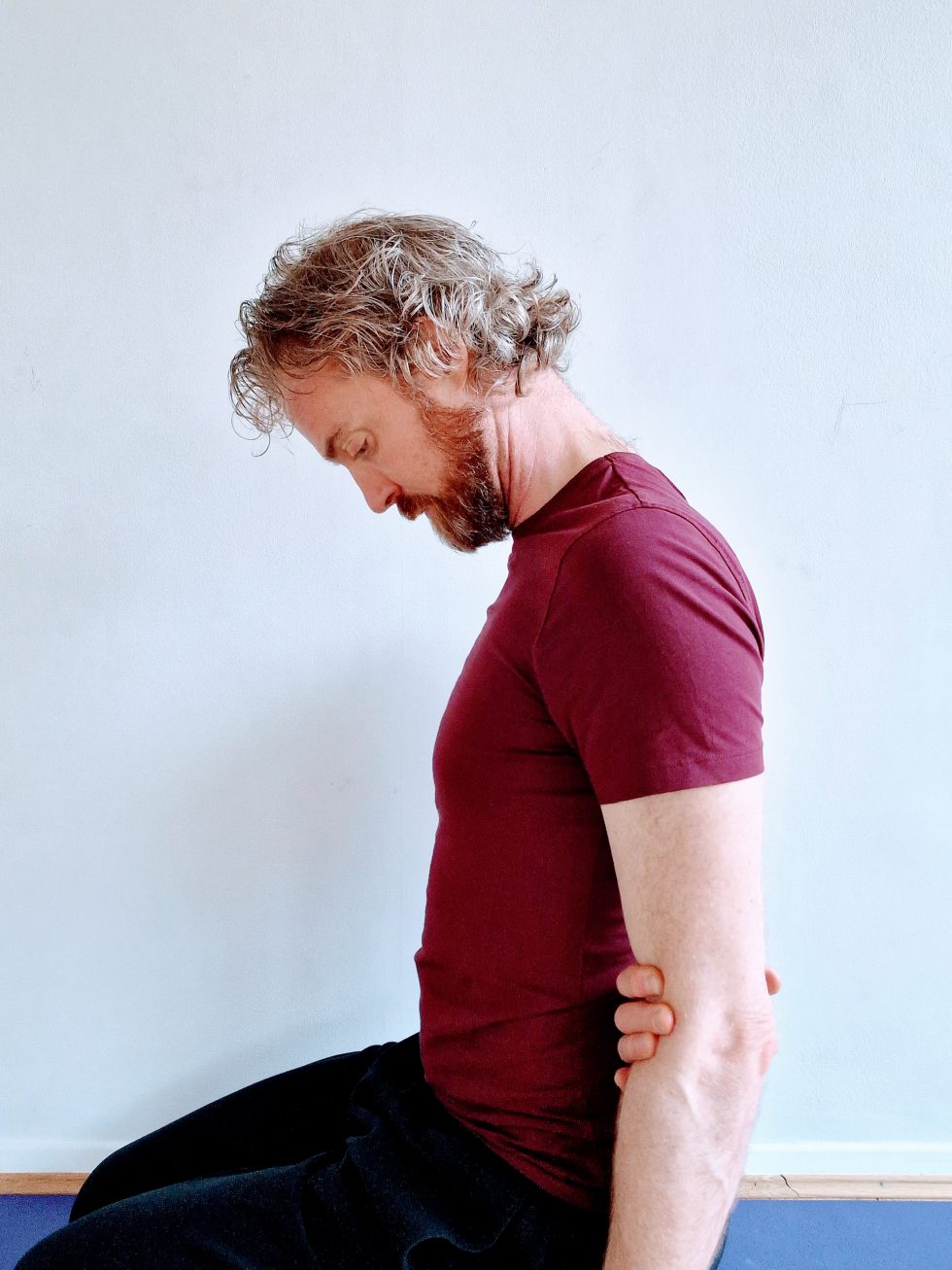 Another shoulder stretch - Lev Scap 2 - Relax Release Renew